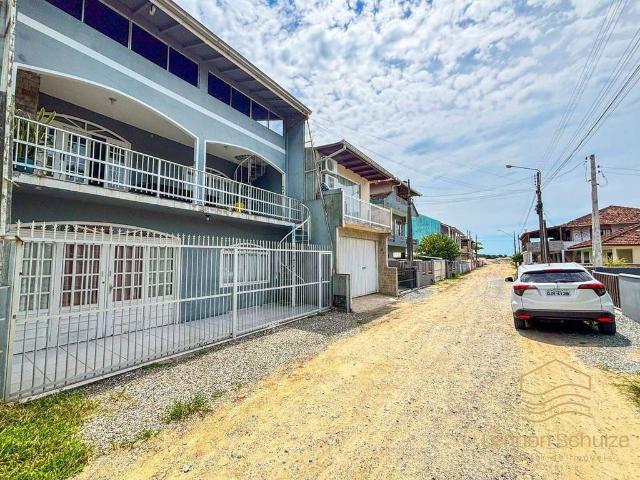 Casa / Sobrado para Venda em Balneário Barra do Sul/SC Centro 6 Quartos
