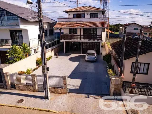Casa / Sobrado para Venda em Balneário Barra do Sul/SC Centro 6 Quartos