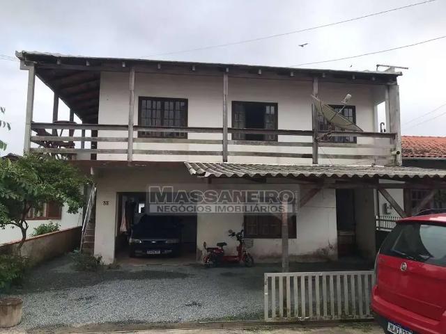 Casa / Sobrado para Venda em Balneário Barra do Sul/SC Centro 8 Quartos