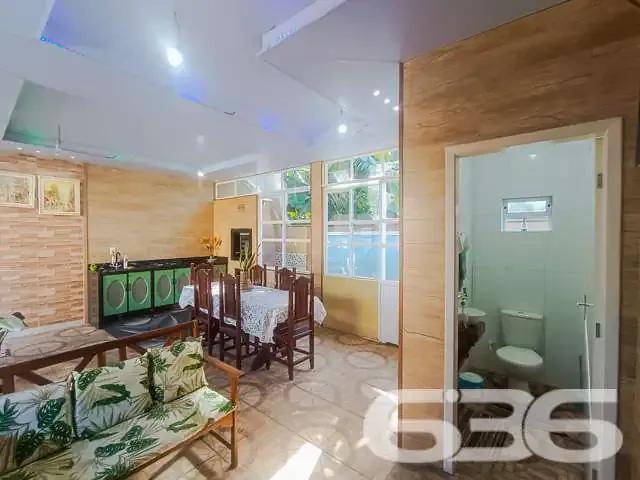 Casa / Sobrado para Venda em Balneário Barra do Sul/SC Salinas 4 Quartos