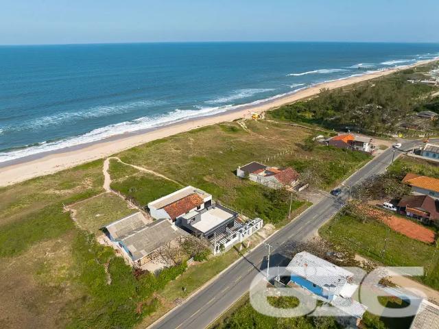 Casa / Sobrado para Venda em Balneário Barra do Sul/SC Salinas 4 Quartos