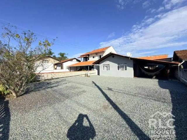 Casa / Sobrado para Venda em Balneário Barra do Sul/SC Salinas 4 Quartos