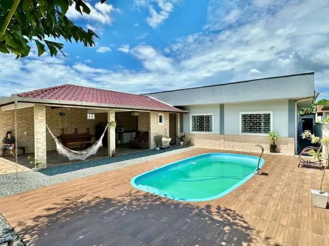 Casa / Sobrado para Venda em Balneário Barra do Sul/SC Salinas 4 Quartos