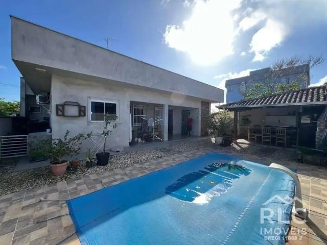 Casa / Sobrado para Venda em Balneário Barra do Sul/SC Salinas 6 Quartos