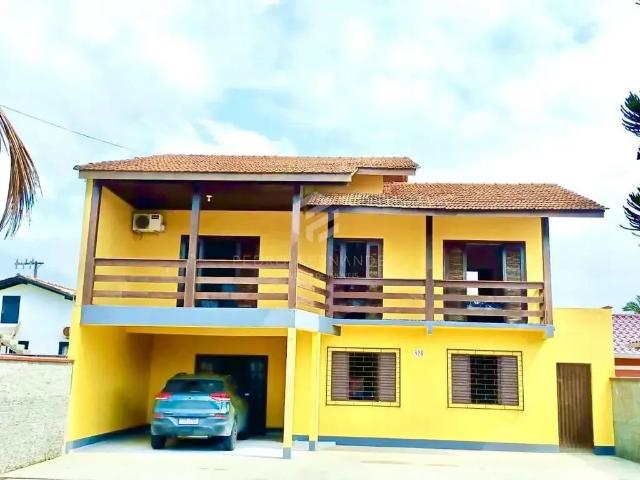 Casa / Sobrado para Venda em Balneário Barra do Sul/SC Salinas