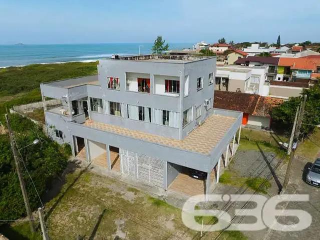 Casa / Sobrado para Venda em Balneário Barra do Sul/SC Salinas 10 Quartos
