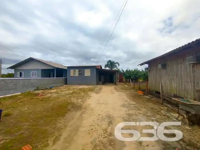 Casa / Sobrado para Venda em Balneário Barra do Sul/SC Salinas 2 Quartos
