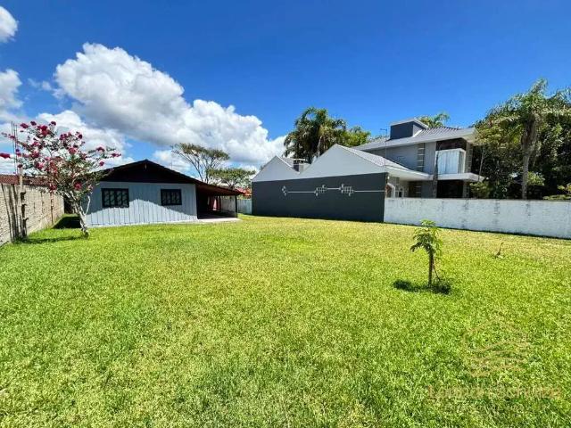 Casa / Sobrado para Venda em Balneário Barra do Sul/SC Salinas 2 Quartos