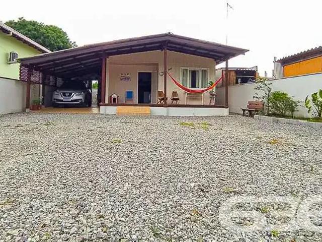 Casa / Sobrado para Venda em Balneário Barra do Sul/SC Salinas 2 Quartos
