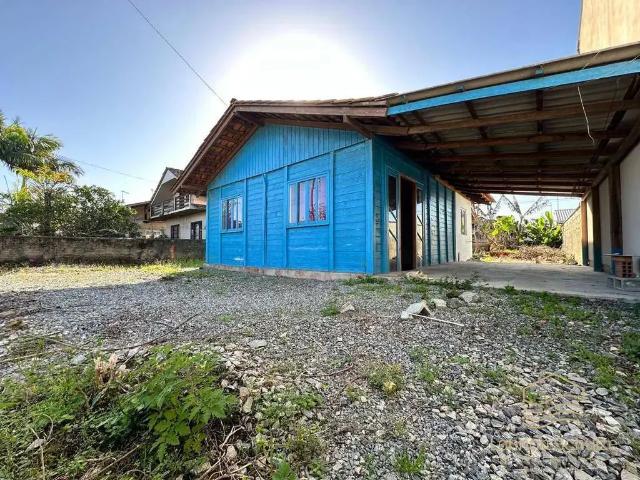 Casa / Sobrado para Venda em Balneário Barra do Sul/SC Salinas 2 Quartos