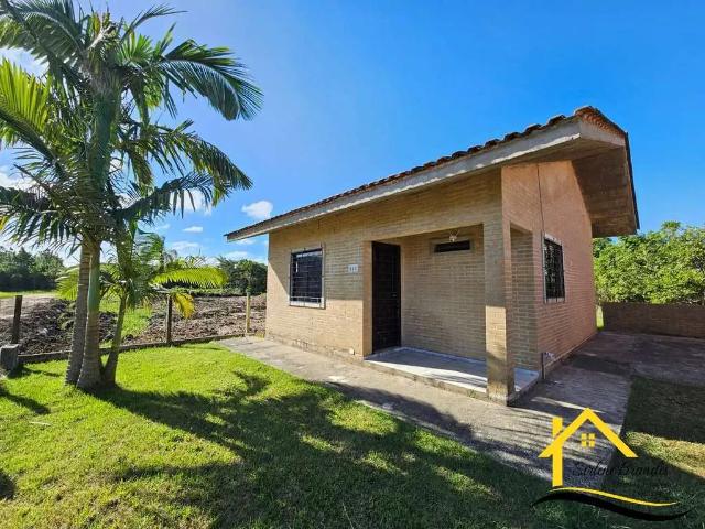Casa / Sobrado para Venda em Balneário Barra do Sul/SC Salinas 2 Quartos