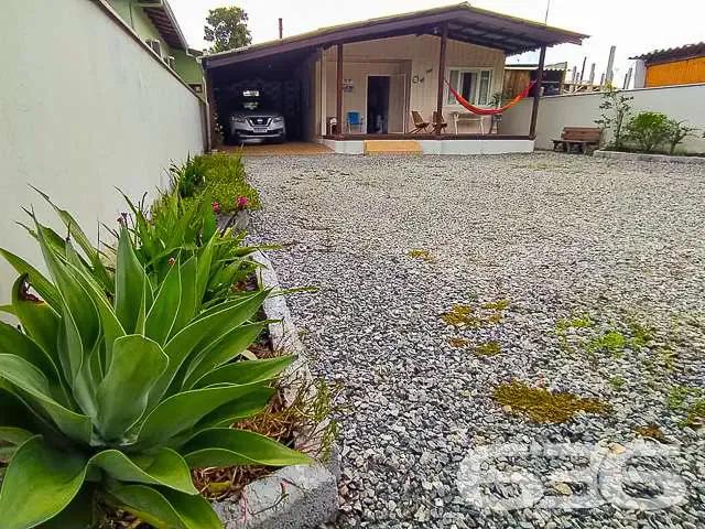 Casa / Sobrado para Venda em Balneário Barra do Sul/SC Salinas 2 Quartos