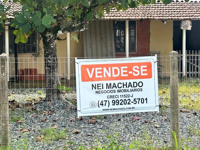 Casa / Sobrado para Venda em Balneário Barra do Sul/SC Salinas 2 Quartos