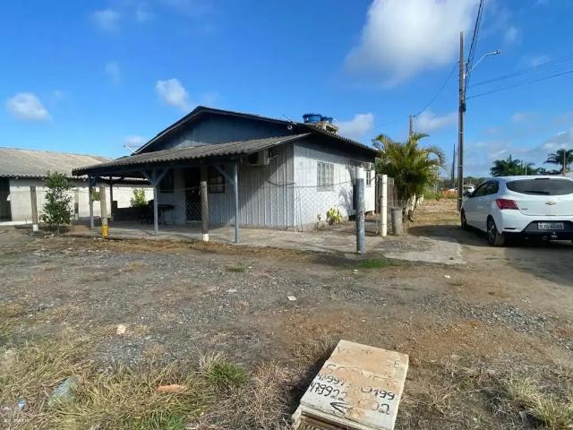 Casa / Sobrado para Venda em Balneário Barra do Sul/SC Salinas 3 Quartos