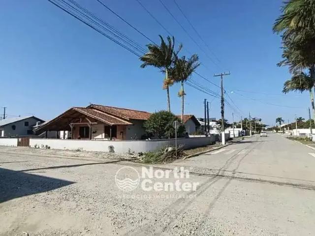 Casa / Sobrado para Venda em Balneário Barra do Sul/SC Salinas 3 Quartos
