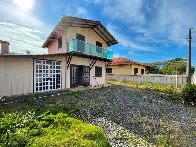 Casa / Sobrado para Venda em Balneário Barra do Sul/SC Salinas 3 Quartos