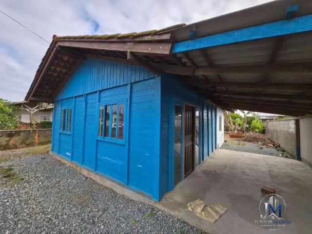 Casa / Sobrado para Venda em Balneário Barra do Sul/SC Salinas 3 Quartos