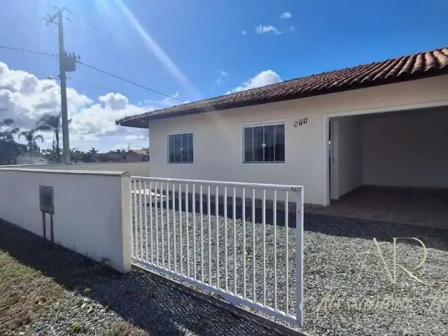 Casa / Sobrado para Venda em Balneário Barra do Sul/SC Salinas 3 Quartos