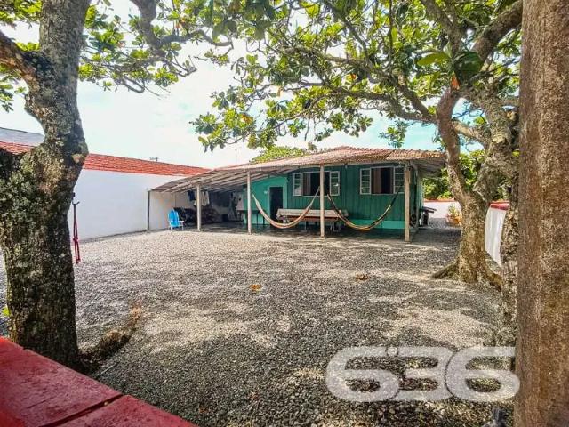 Casa / Sobrado para Venda em Balneário Barra do Sul/SC Salinas 3 Quartos