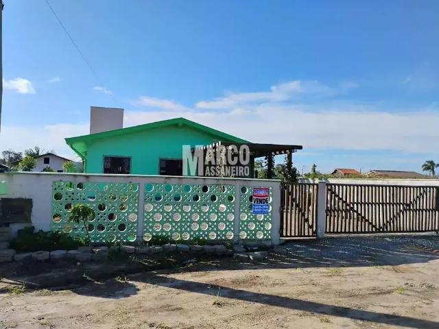 Casa / Sobrado para Venda em Balneário Barra do Sul/SC Salinas 3 Quartos