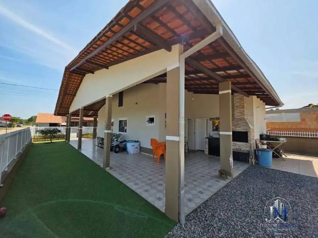 Casa / Sobrado para Venda em Balneário Barra do Sul/SC Salinas 3 Quartos