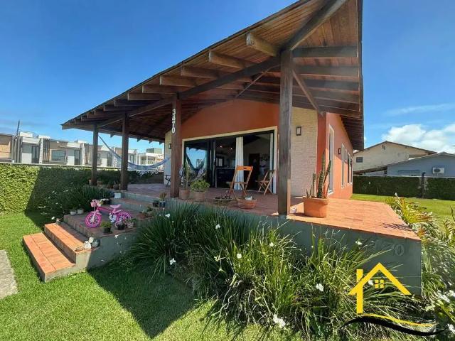 Casa / Sobrado para Venda em Balneário Barra do Sul/SC Salinas 3 Quartos