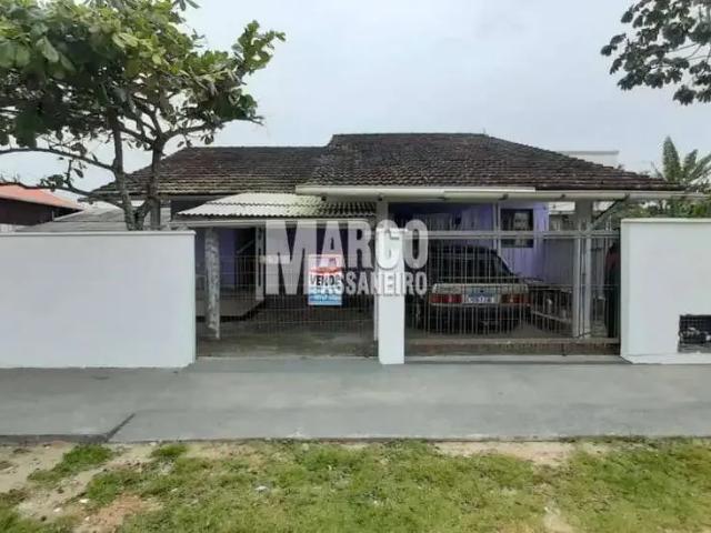 Casa / Sobrado para Venda em Balneário Barra do Sul/SC Pinheiros 2 Quartos