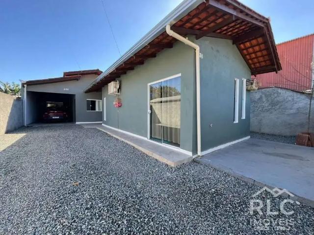 Casa / Sobrado para Venda em Balneário Barra do Sul/SC Pinheiros 3 Quartos