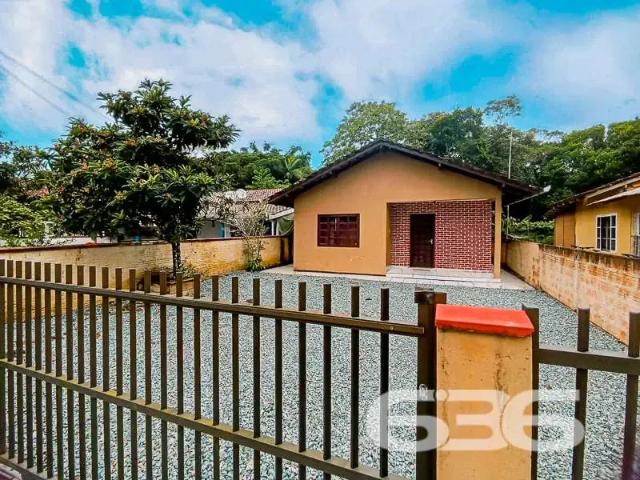 Casa / Sobrado para Venda em Balneário Barra do Sul/SC Pinheiros 3 Quartos
