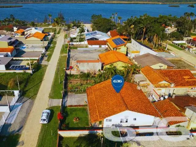 Casa / Sobrado para Venda em Balneário Barra do Sul/SC Pinheiros 3 Quartos
