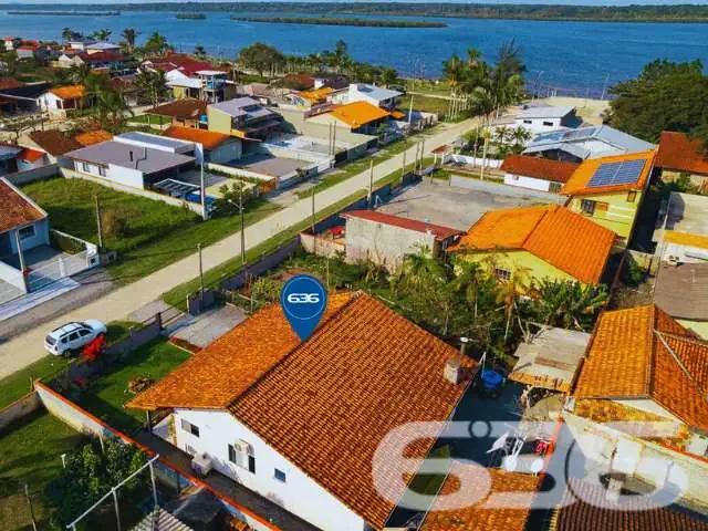 Casa / Sobrado para Venda em Balneário Barra do Sul/SC Pinheiros 3 Quartos