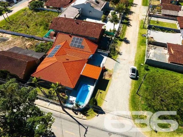 Casa / Sobrado para Venda em Balneário Barra do Sul/SC Pinheiros 3 Quartos