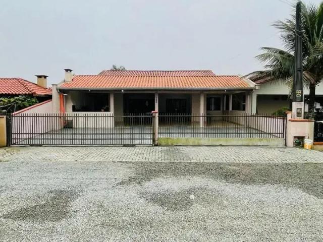 Casa / Sobrado para Venda em Balneário Barra do Sul/SC Pinheiros 3 Quartos