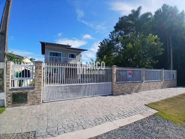 Casa / Sobrado para Venda em Balneário Barra do Sul/SC Pinheiros 5 Quartos