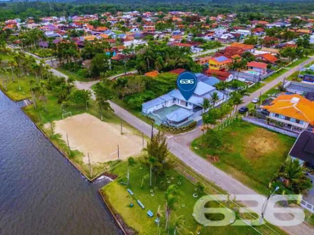 Casa / Sobrado para Venda em Balneário Barra do Sul/SC Pinheiros 5 Quartos
