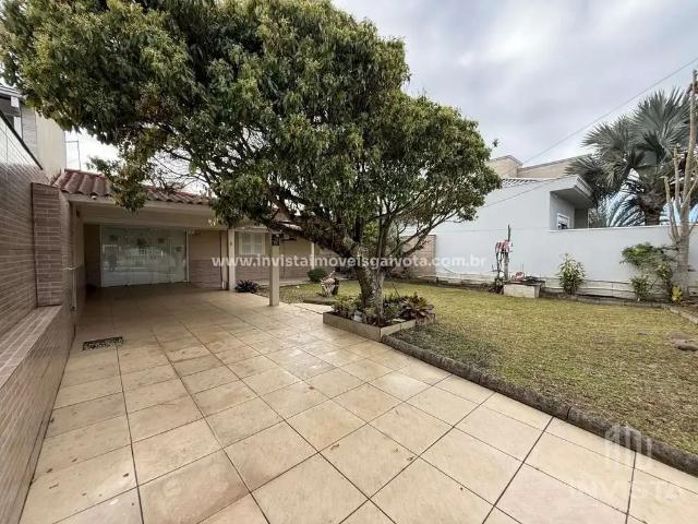 Casa / Sobrado para Venda em Balneário Gaivota/SC Centro 3 Quartos