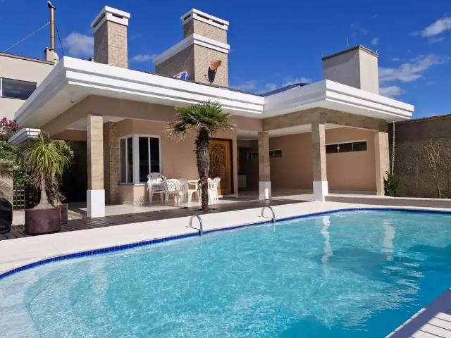 Casa / Sobrado para Venda em Balneário Gaivota/SC Praia Turimar 3 Quartos