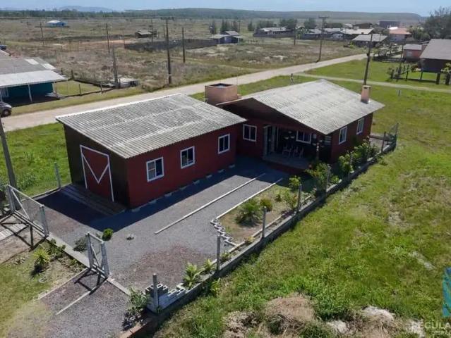 Casa / Sobrado para Venda em Balneário Gaivota/SC Sumaré 3 Quartos
