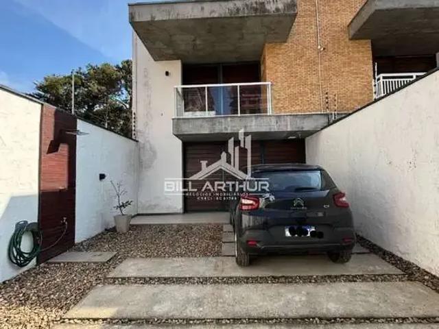 Casa / Sobrado para Venda em Balneário Piçarras/SC Centro 3 Quartos