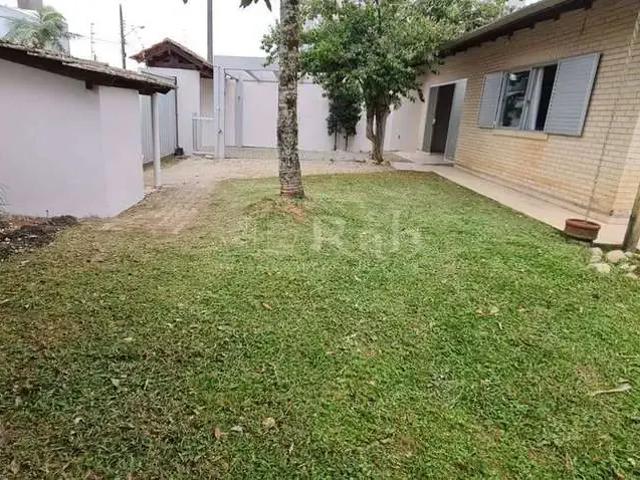 Casa / Sobrado para Venda em Balneário Piçarras/SC Centro 3 Quartos
