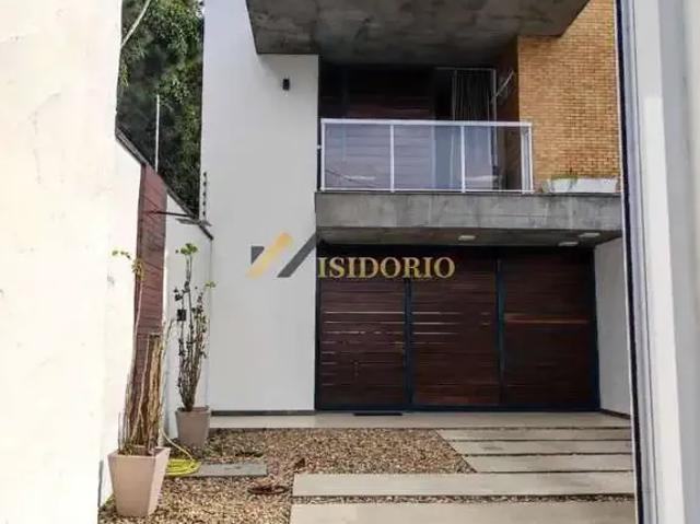 Casa / Sobrado para Venda em Balneário Piçarras/SC Centro 3 Quartos