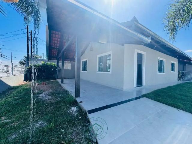 Casa / Sobrado para Venda em Balneário Piçarras/SC Centro 3 Quartos