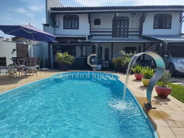 Casa / Sobrado para Venda em Balneário Piçarras/SC Centro