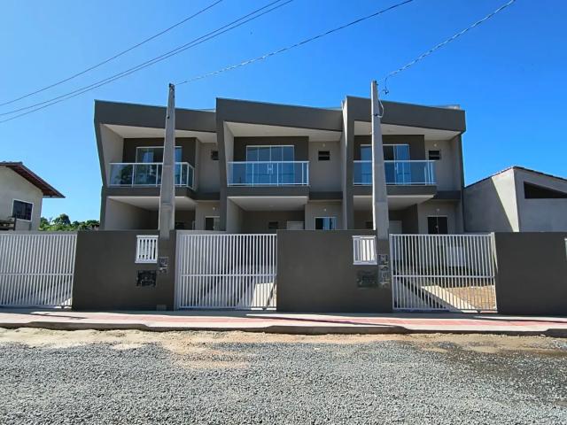 Casa / Sobrado para Venda em Balneário Piçarras/SC Centro 2 Quartos