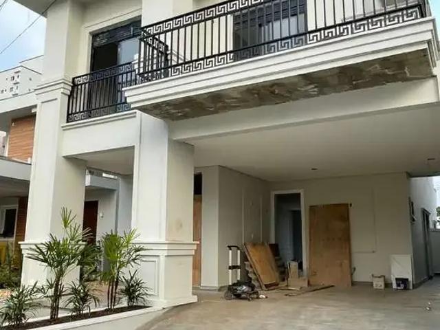 Casa / Sobrado para Venda em Balneário Piçarras/SC Centro 4 Quartos