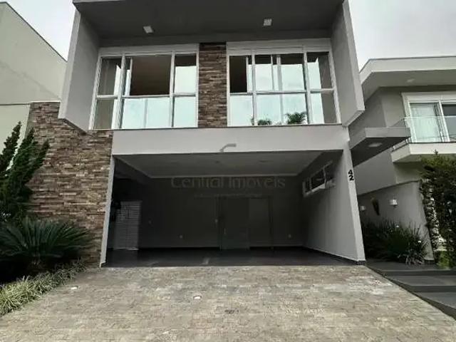 Casa / Sobrado para Venda em Balneário Piçarras/SC Centro 4 Quartos