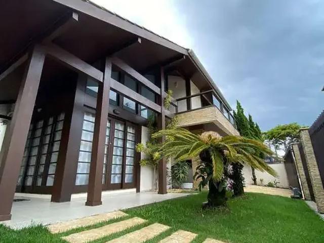 Casa / Sobrado para Venda em Balneário Piçarras/SC Centro 4 Quartos