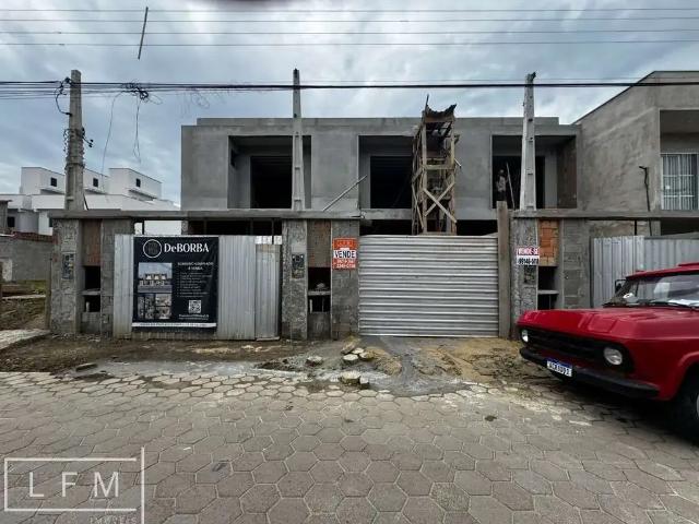 Casa / Sobrado para Venda em Balneário Piçarras/SC Itacolomi 3 Quartos