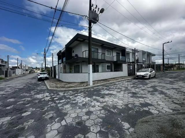 Casa / Sobrado para Venda em Balneário Piçarras/SC Itacolomi 3 Quartos