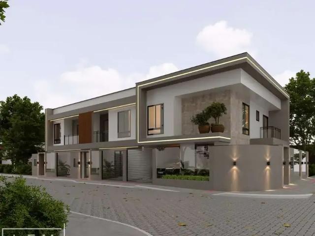 Casa / Sobrado para Venda em Balneário Piçarras/SC Itacolomi 3 Quartos